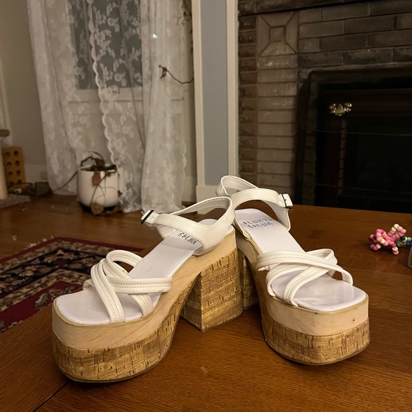 American Vintage | Shoes | Vintage Y2k Platform Sandals | Poshmark